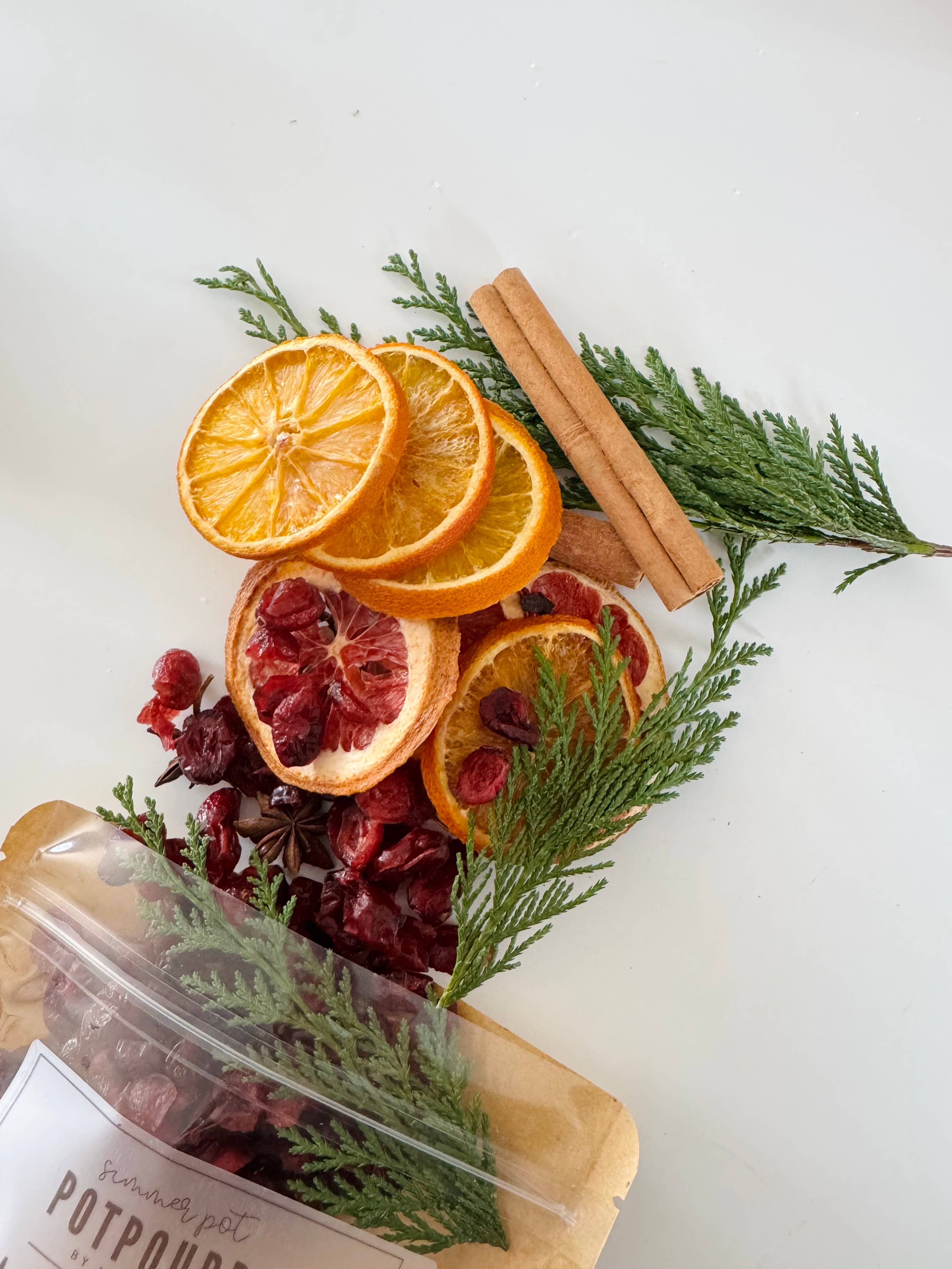 Simmer Pot Potpourri - Classic Christmas Simmer Pot Potpourri – Finke ...